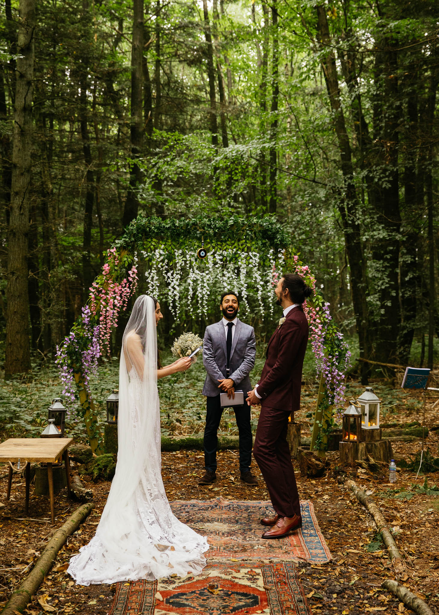 Outdoor Wedding Photography - Lyndsey Goddard Photography